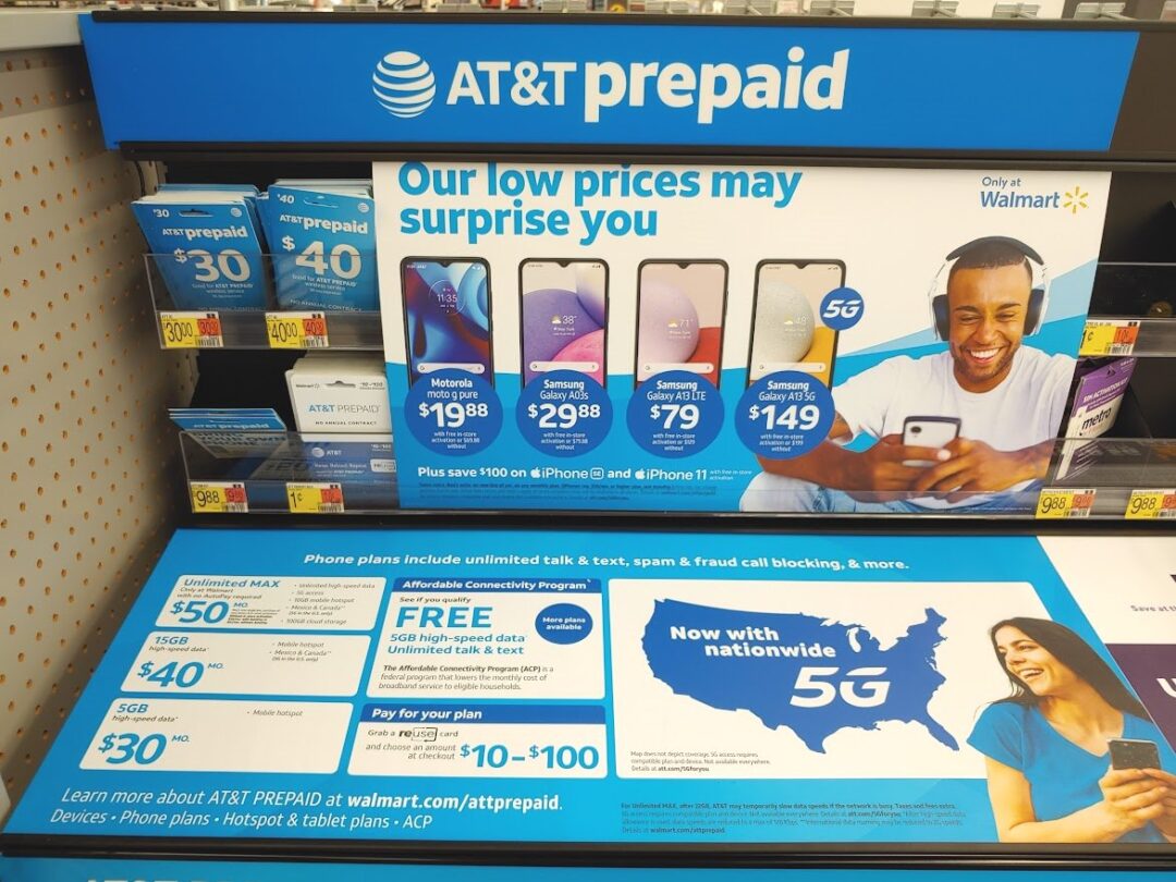 AT&T Prepaid Deals Include Free Moto G Play/Pure, Adds 5G For All